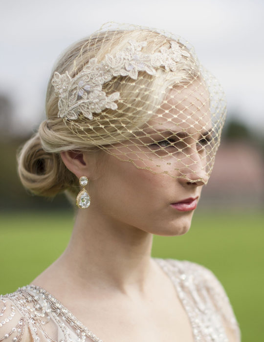 Paris Connection offers beautiful veils to match your wedding style